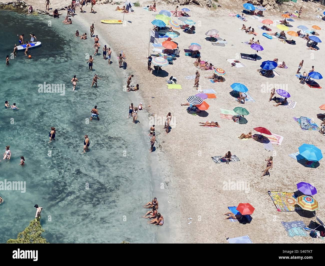 Ariel view people hi-res stock photography and images - Alamy