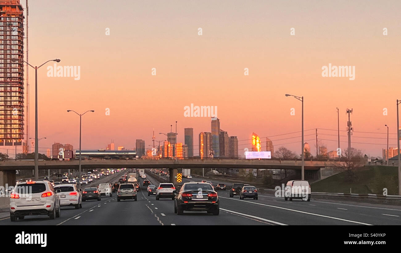 Toronto sunset hi-res stock photography and images - Alamy