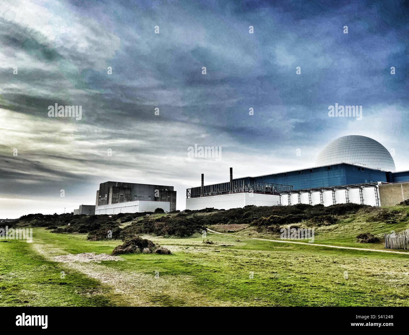 Nuclear power plants decommissioned hi-res stock photography and images ...