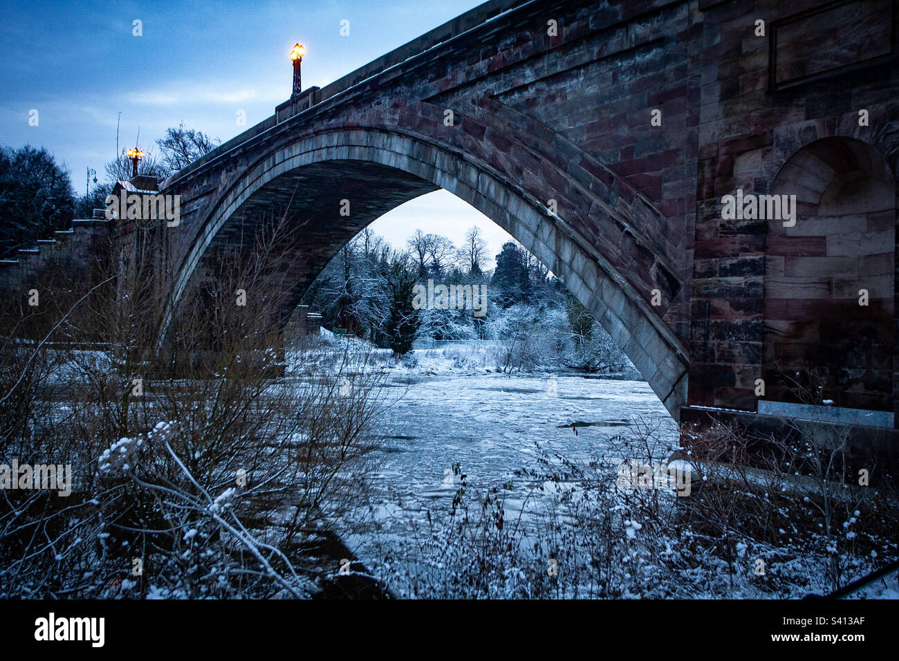 Chester river dee grosvenor hi-res stock photography and images - Alamy