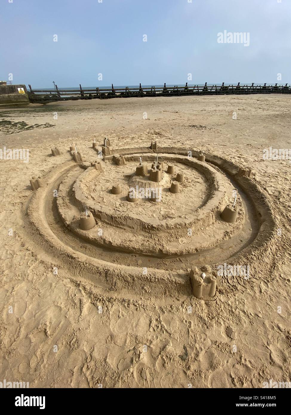 Castles of sand hi-res stock photography and images - Alamy