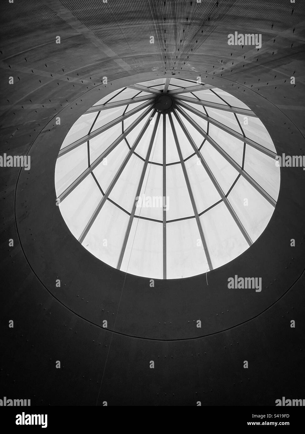 High skylight hi-res stock photography and images - Alamy
