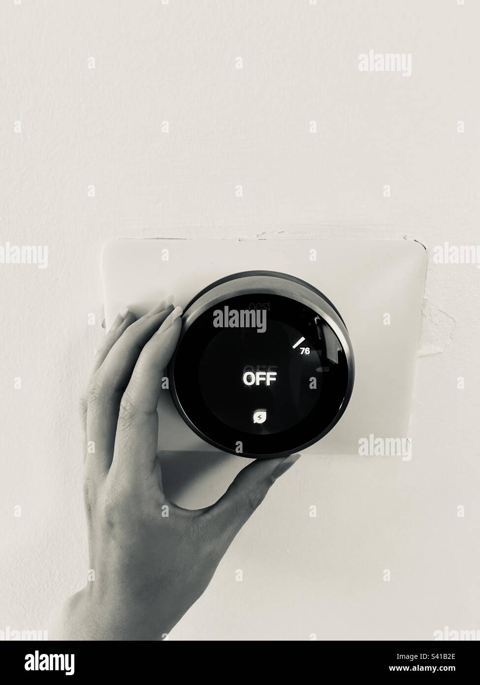 Nest Smart Thermostat off Stock Photo - Alamy