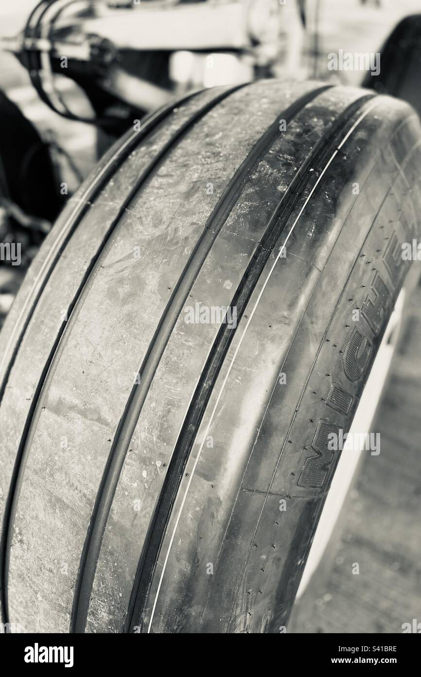 Airbus a350 aircraft hi-res stock photography and images - Alamy