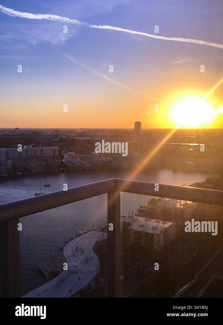 Florida balcony hi-res stock photography and images - Alamy