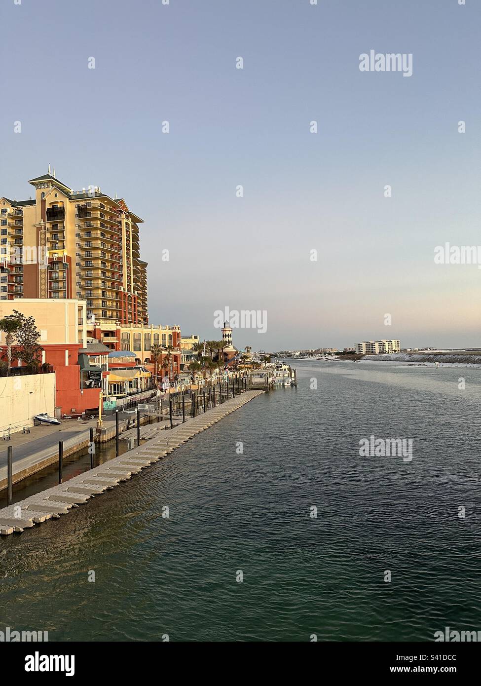 Destin harbor hi-res stock photography and images - Alamy