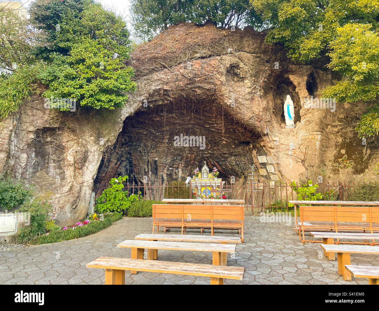 Modern Grotto Designs