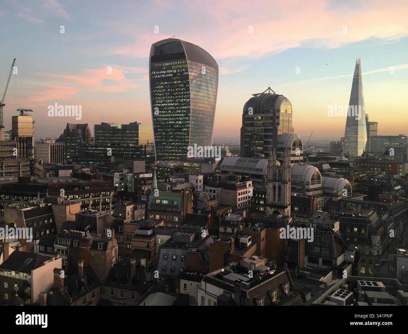 London skyline at dusk Stock Photo - Alamy