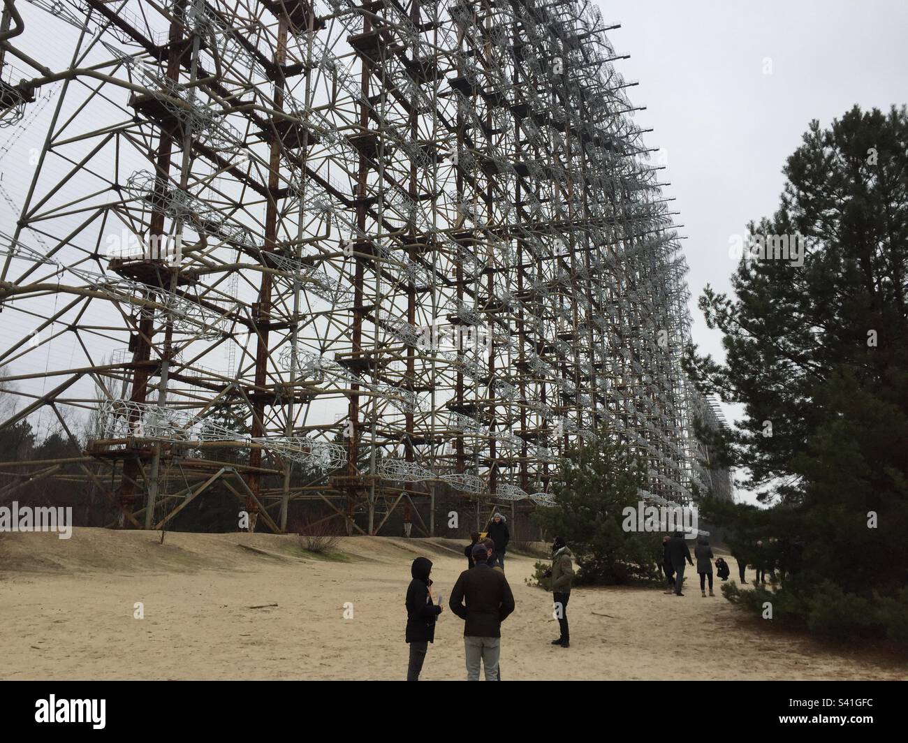 Duga with people showing scale hi-res stock photography and images - Alamy