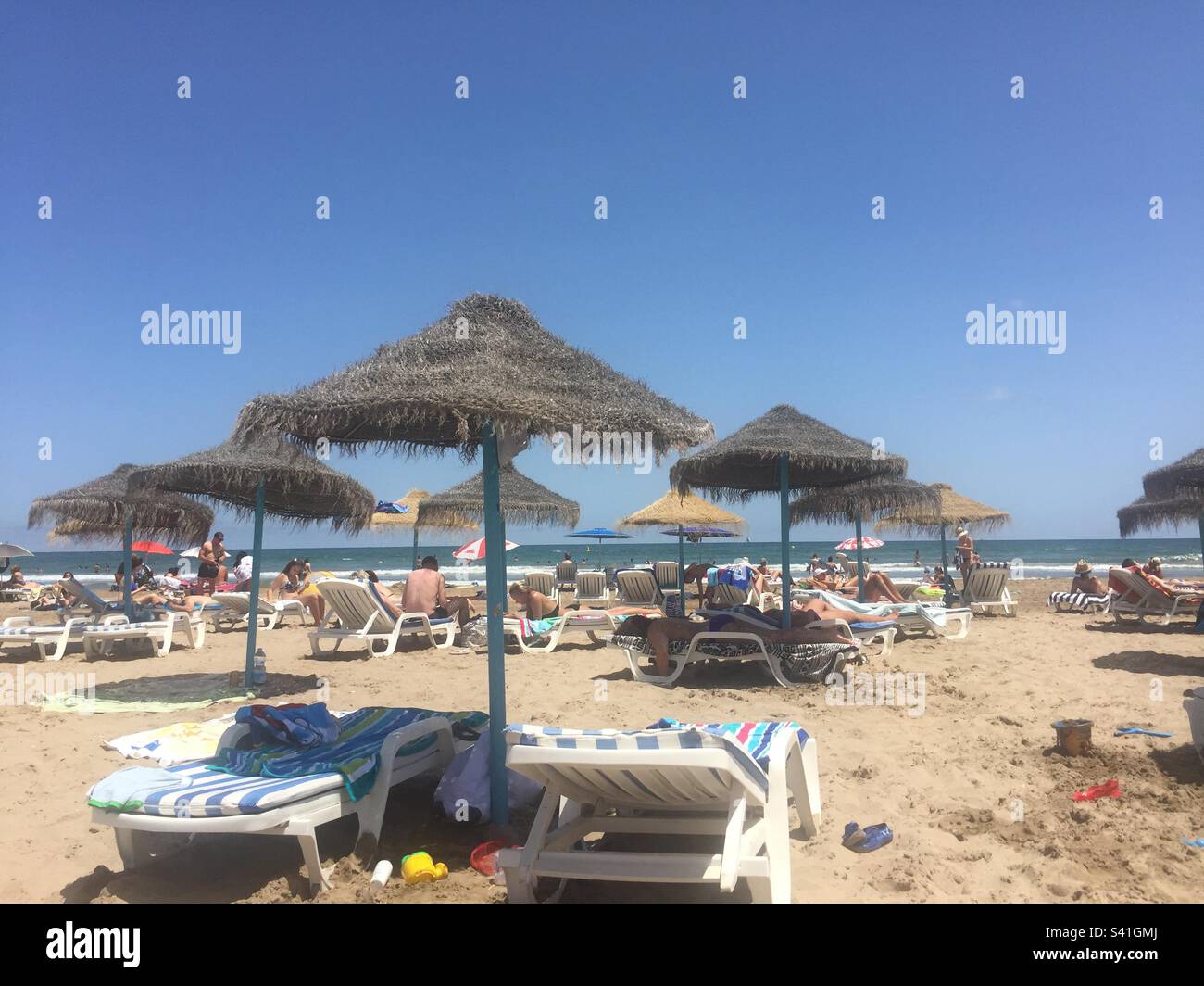 Valencia beach hi-res stock photography and images - Alamy