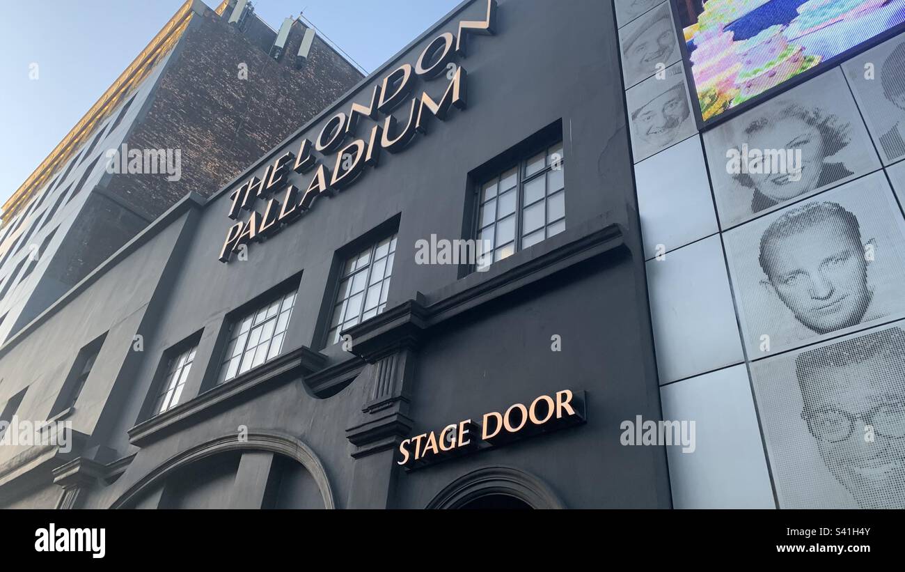 Stage door london palladium hi-res stock photography and images - Alamy