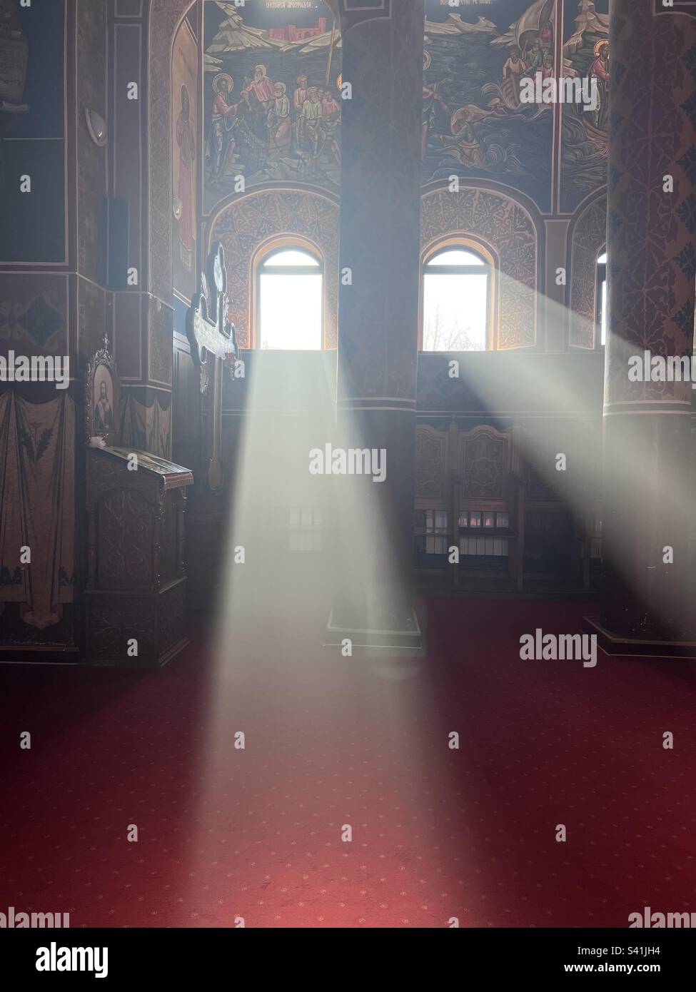 Godray hi-res stock photography and images - Alamy