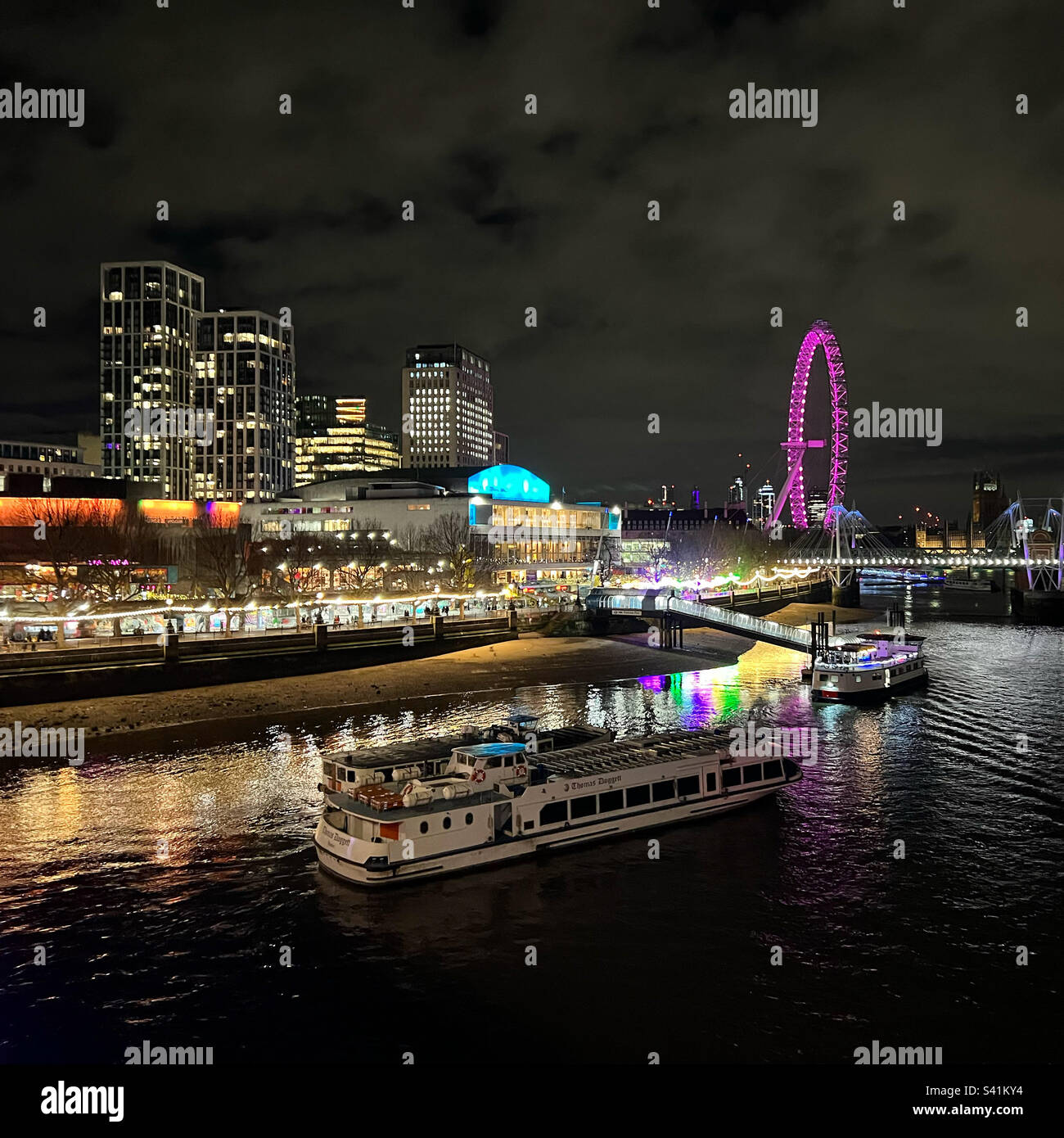 London river side Stock Photo - Alamy