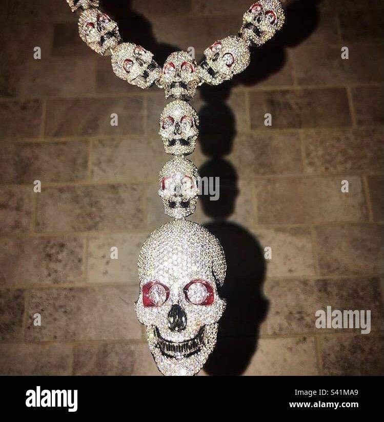 Chain ghost hi-res stock photography and images - Alamy