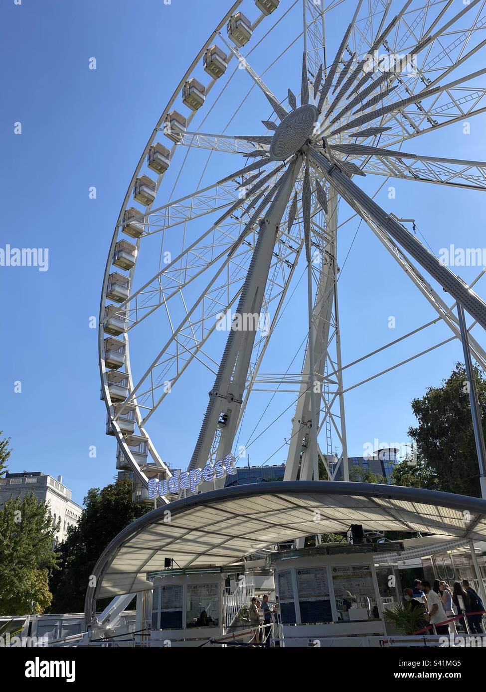 Ferris wheel budapest hi-res stock photography and images - Alamy