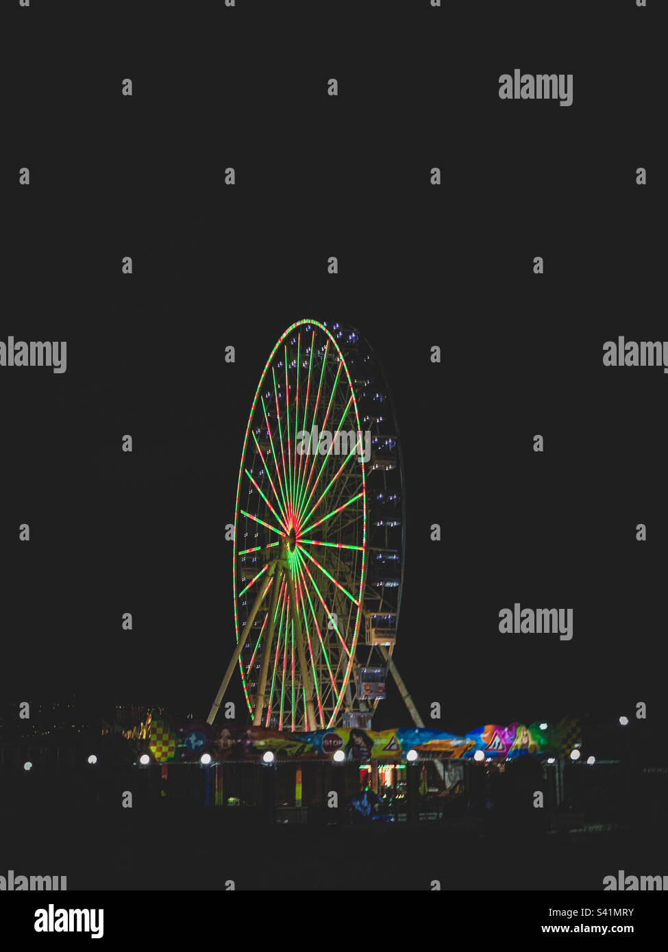 The circular wheel Stock Photo - Alamy