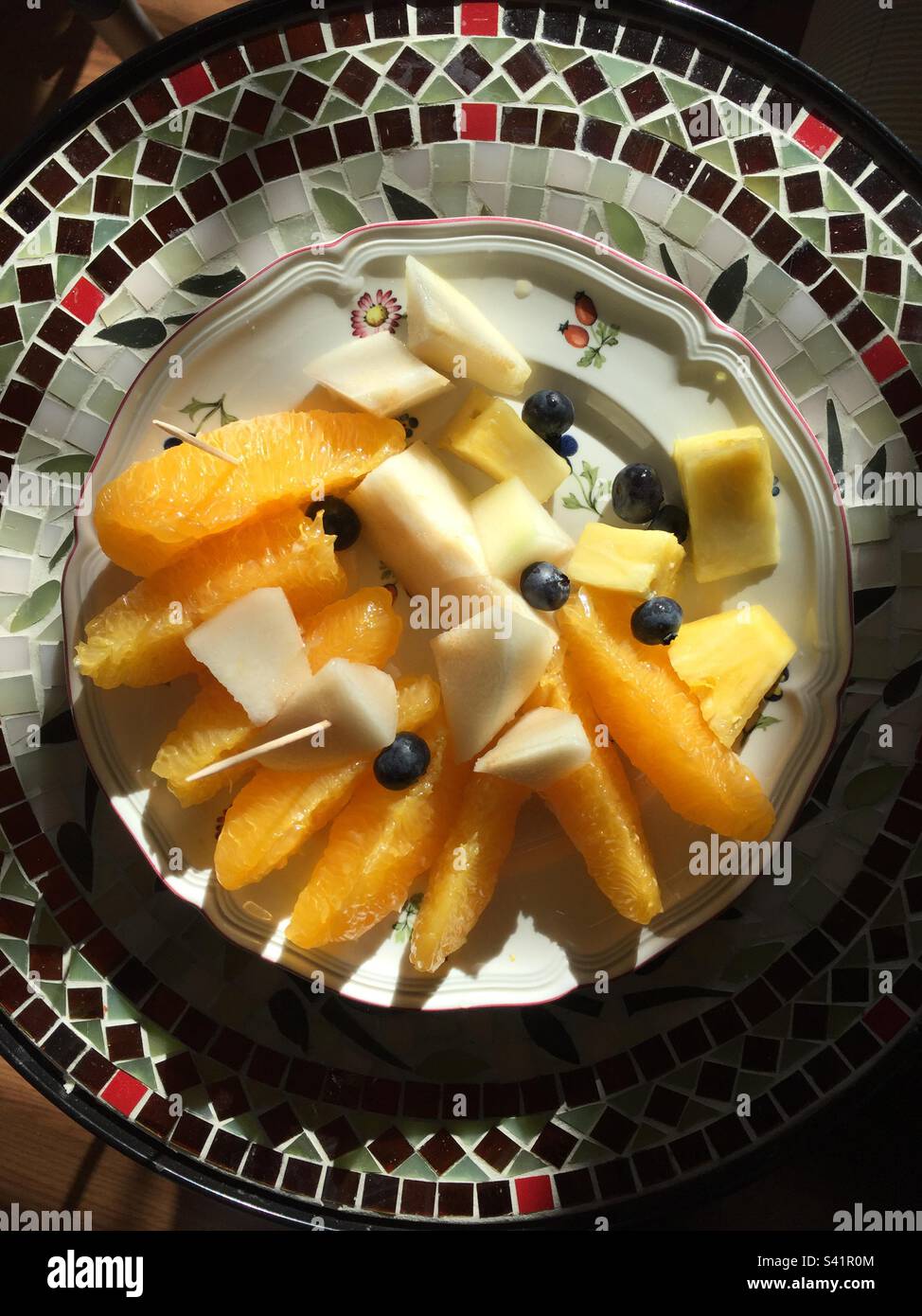 Fruit plate hi-res stock photography and images - Alamy