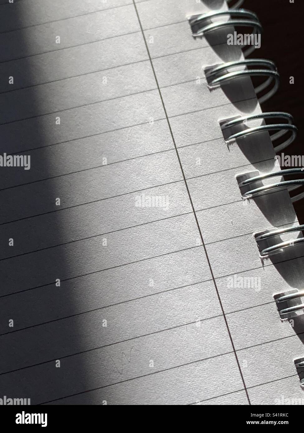 Wire bound hi-res stock photography and images - Alamy