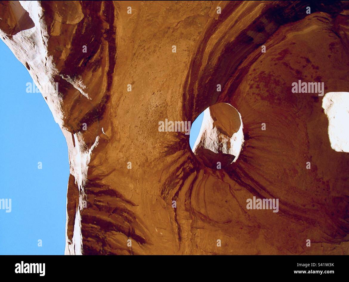 Opening to the outdoors hi-res stock photography and images - Alamy