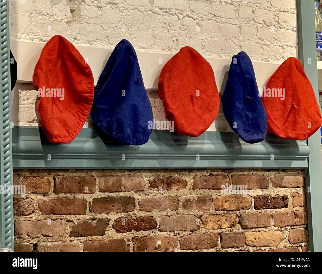 Berets hi-res stock photography and images - Alamy