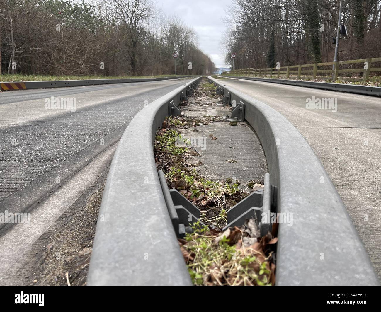 Busway hi-res stock photography and images - Alamy