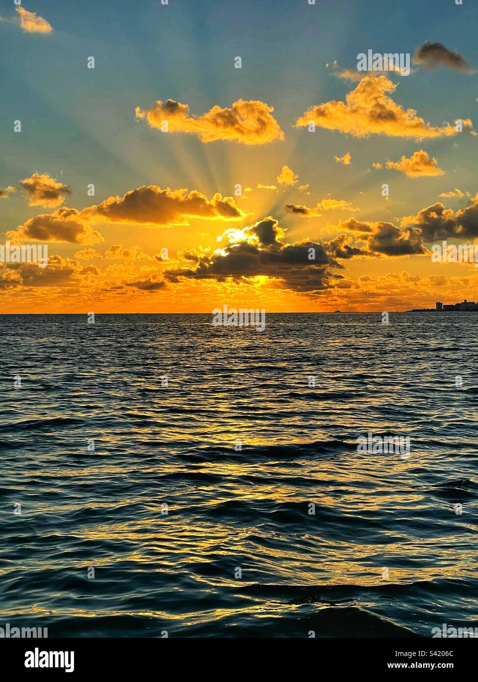 Sunrise in cancun mexico hi-res stock photography and images - Alamy