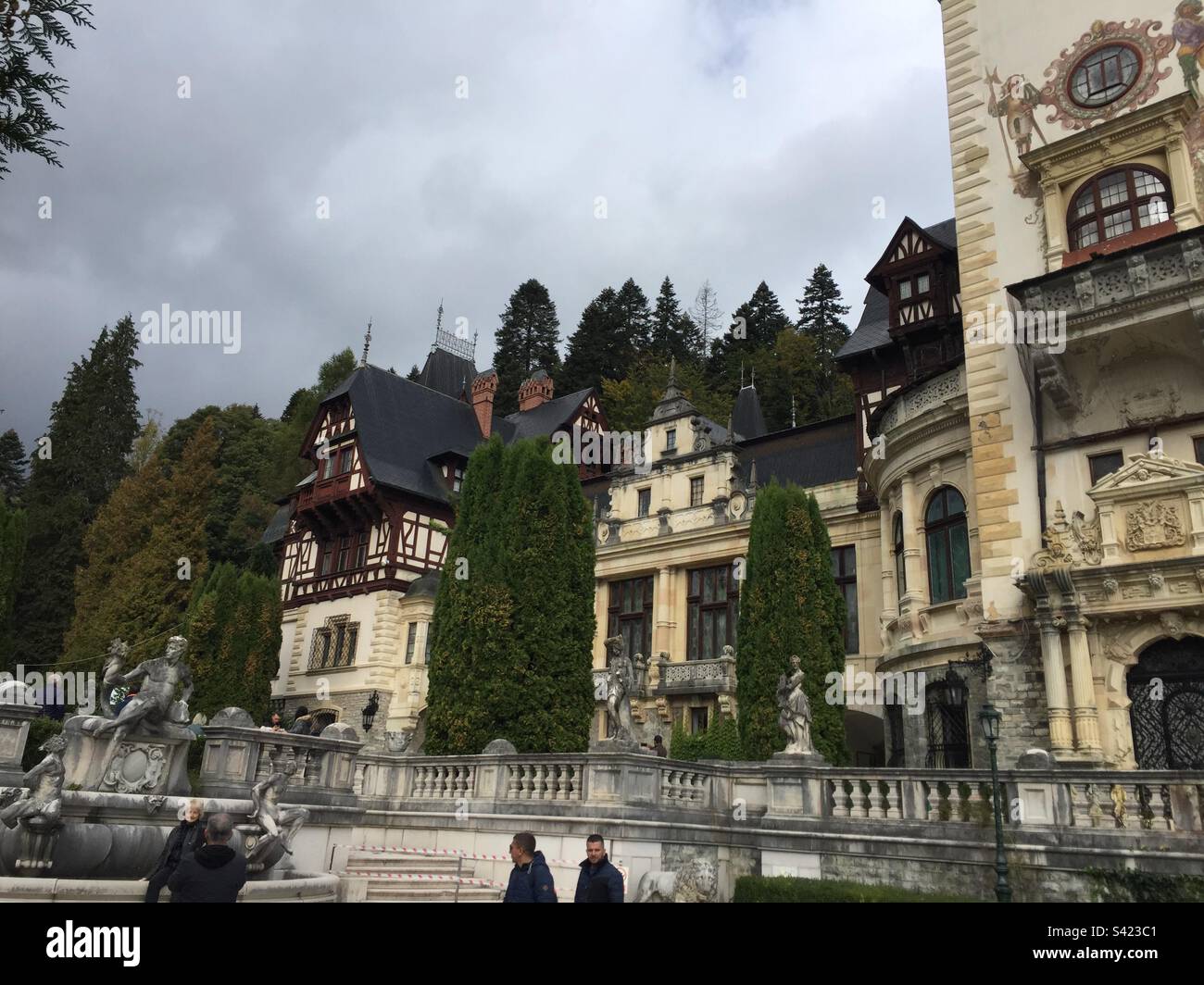 Peles Castle, Sinaia, Transylvania, Carpathian Mountains, Romania ...