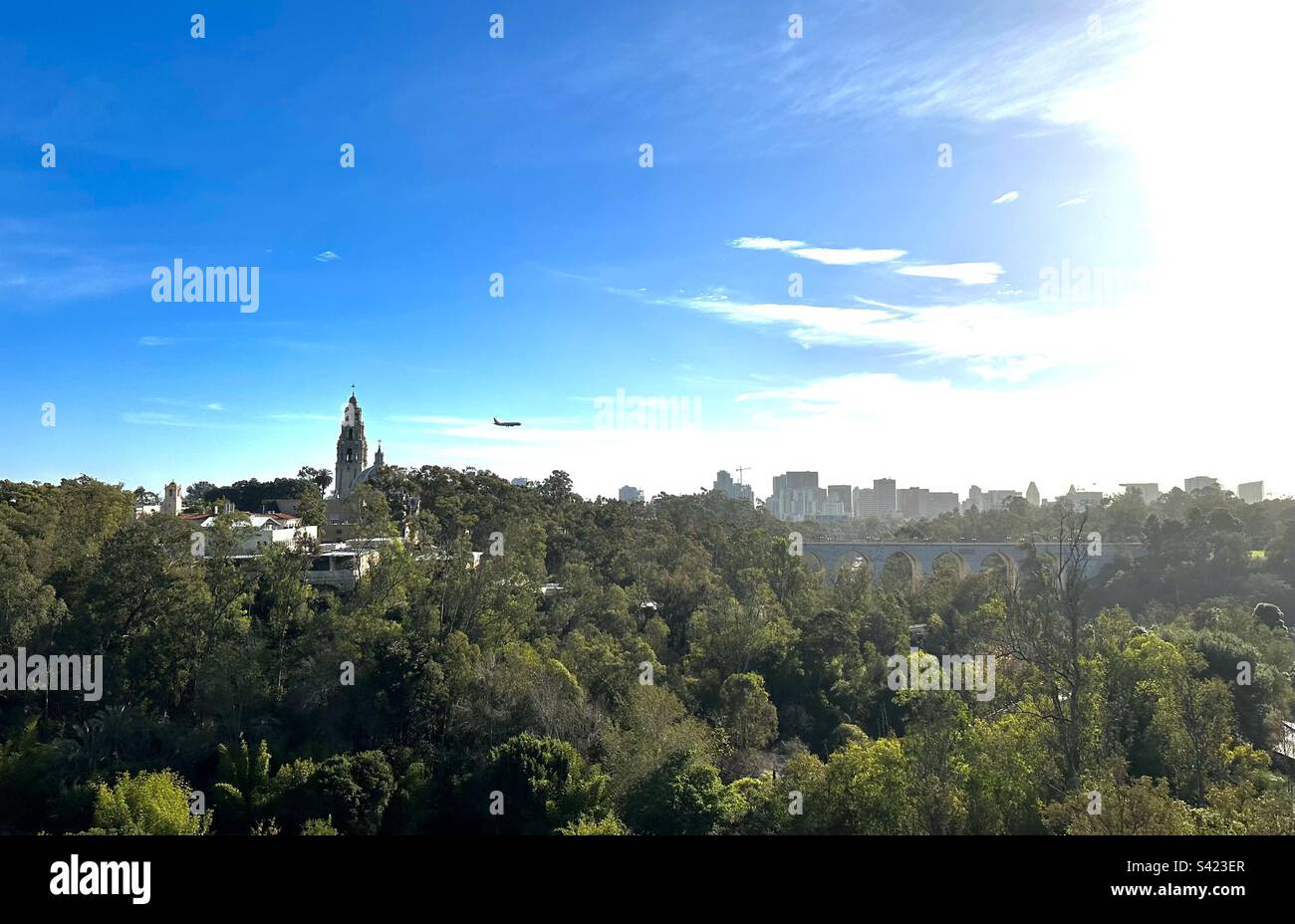 Aerial tram tower hi-res stock photography and images - Alamy