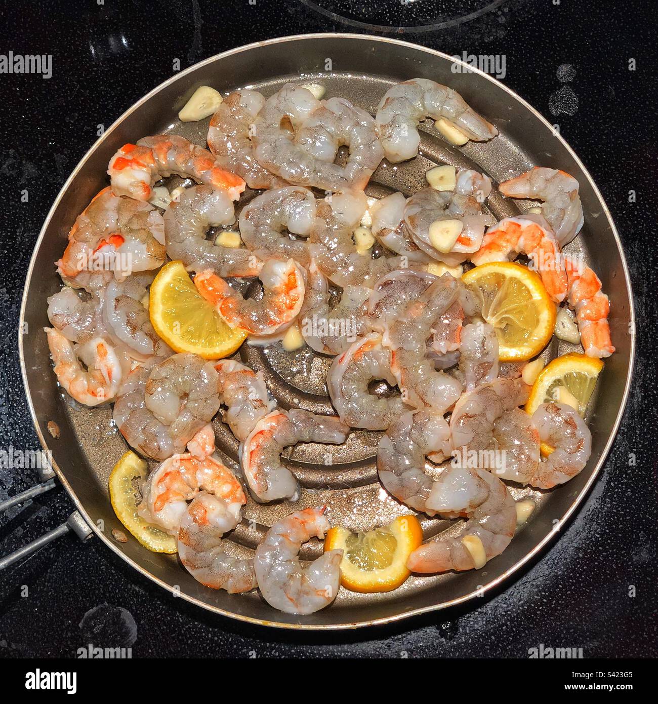 Half cooked hi-res stock photography and images - Alamy