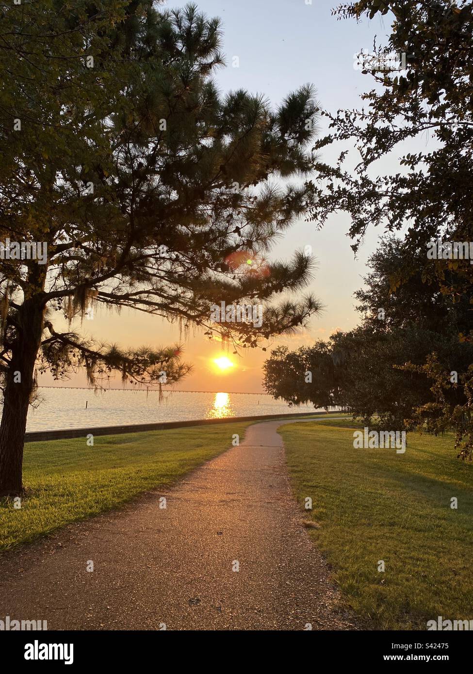 Sunset pathway hi-res stock photography and images - Alamy