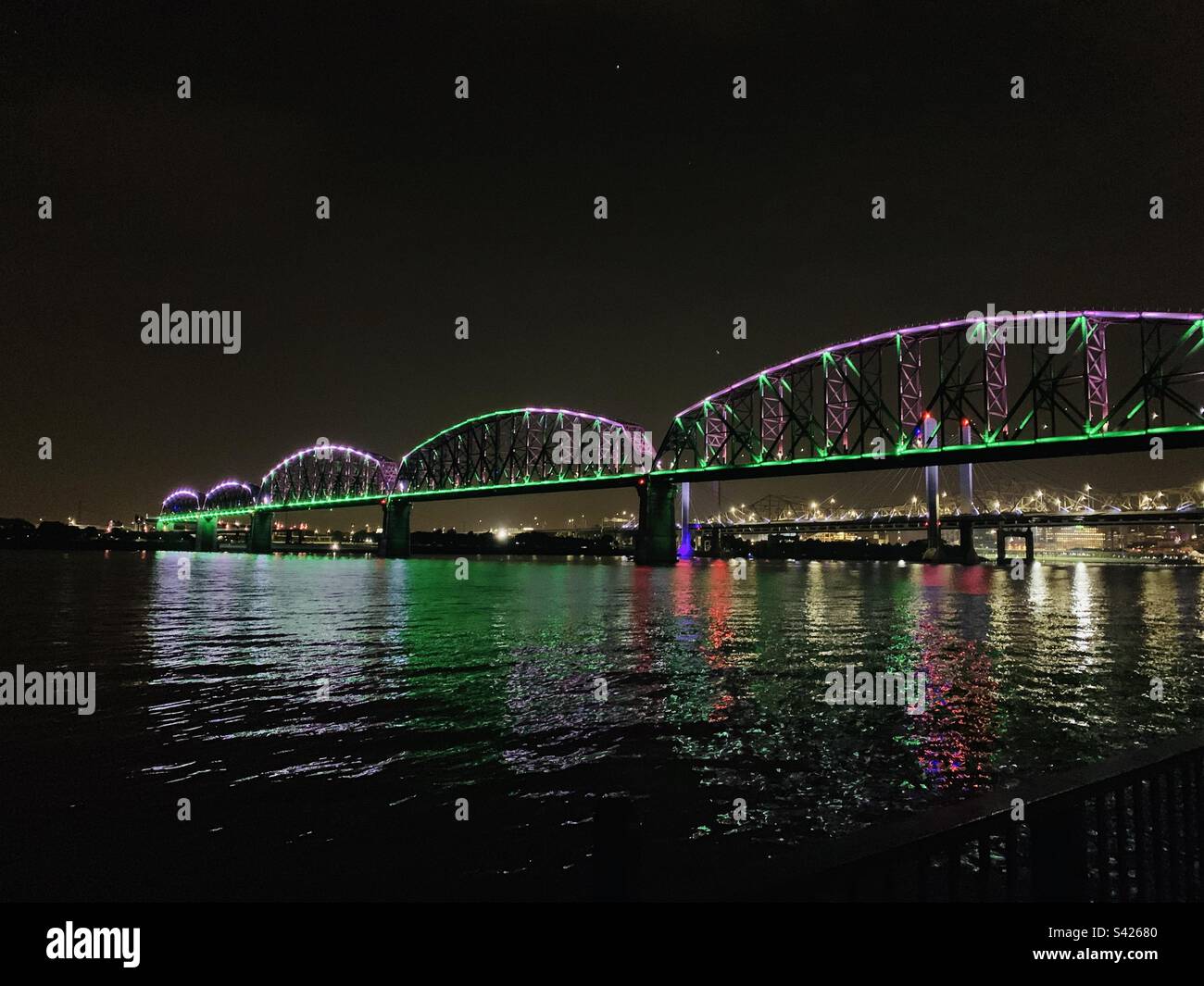 Big four bridge lights hi-res stock photography and images - Alamy
