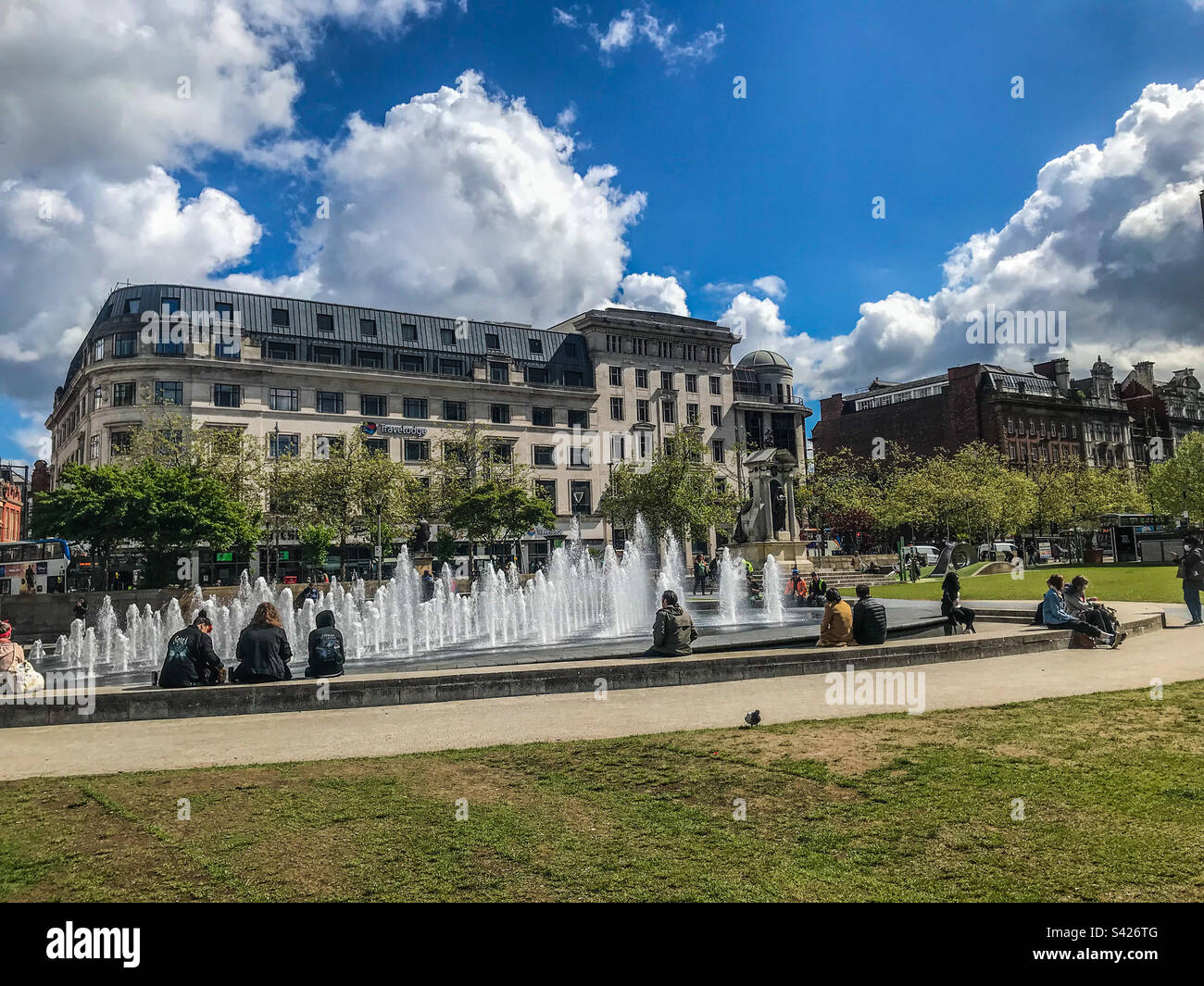Piccadilly gardens, Manchester Stock Photo - Alamy