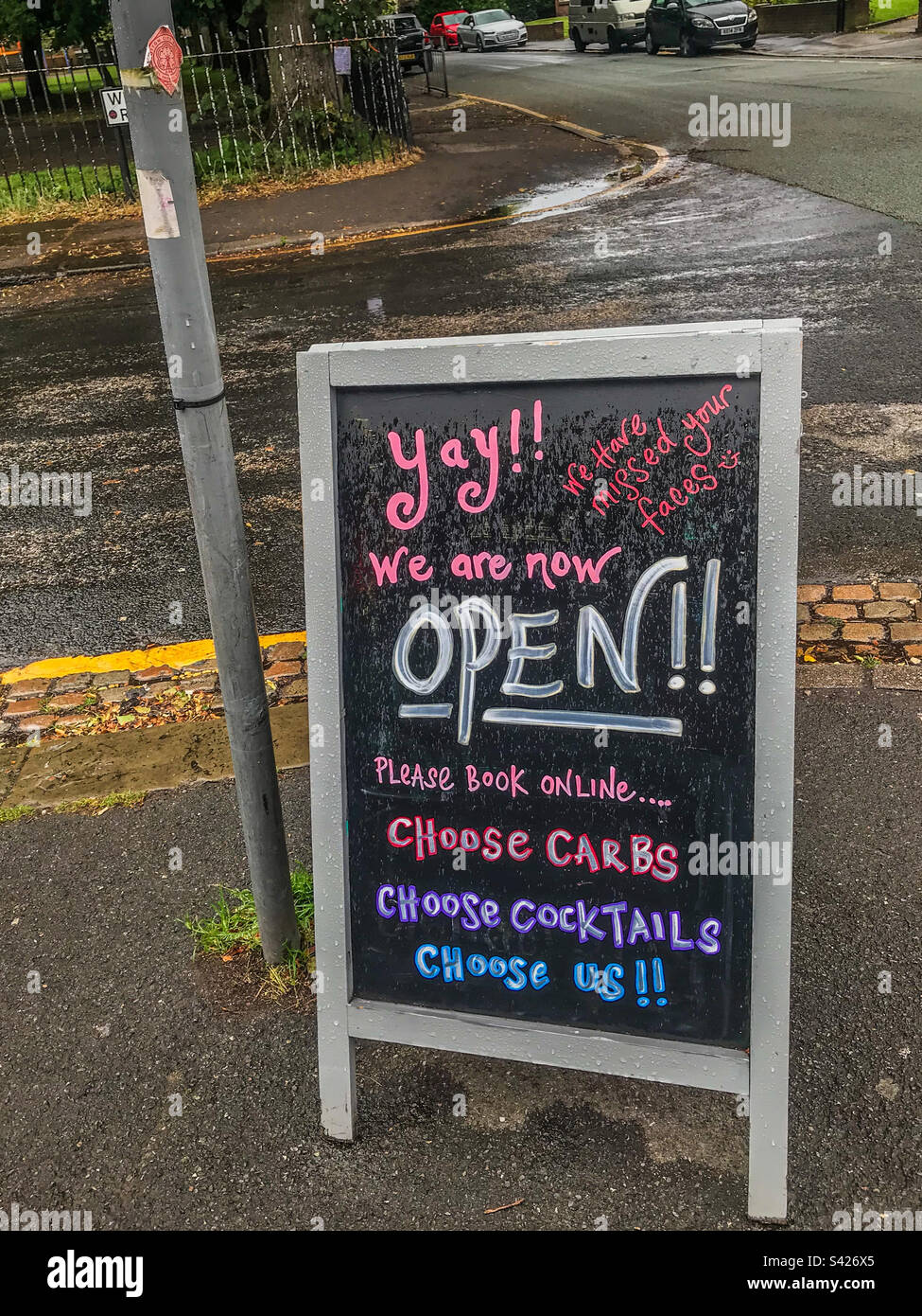Restaurant lockdown reopening sandwich board Stock Photo - Alamy