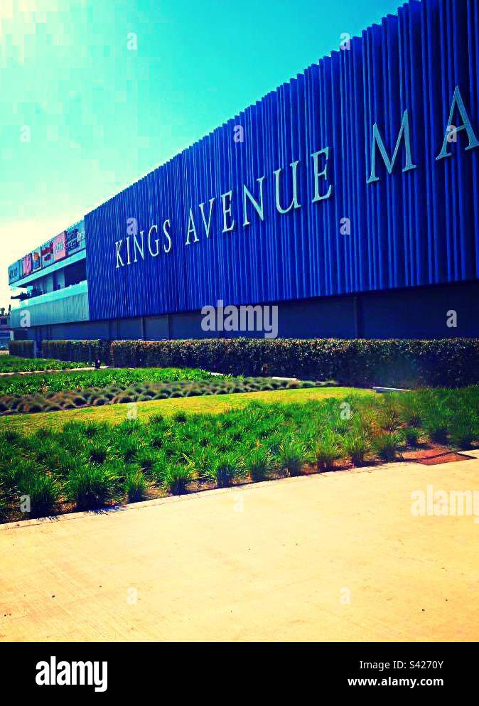 Kings avenue shopping mall hi-res stock photography and images - Alamy