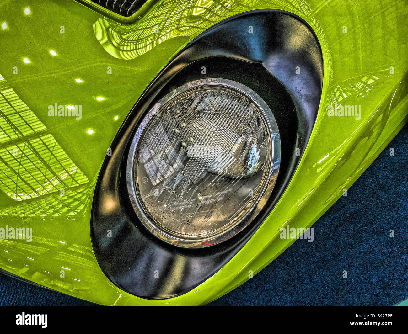 Headlight of a Lamborghini Miura SV Stock Photo - Alamy