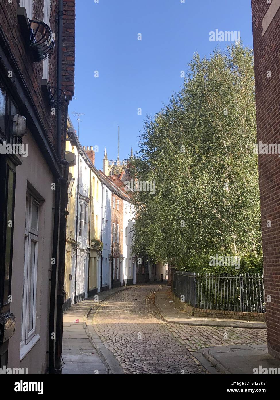 Hull street hi-res stock photography and images - Alamy