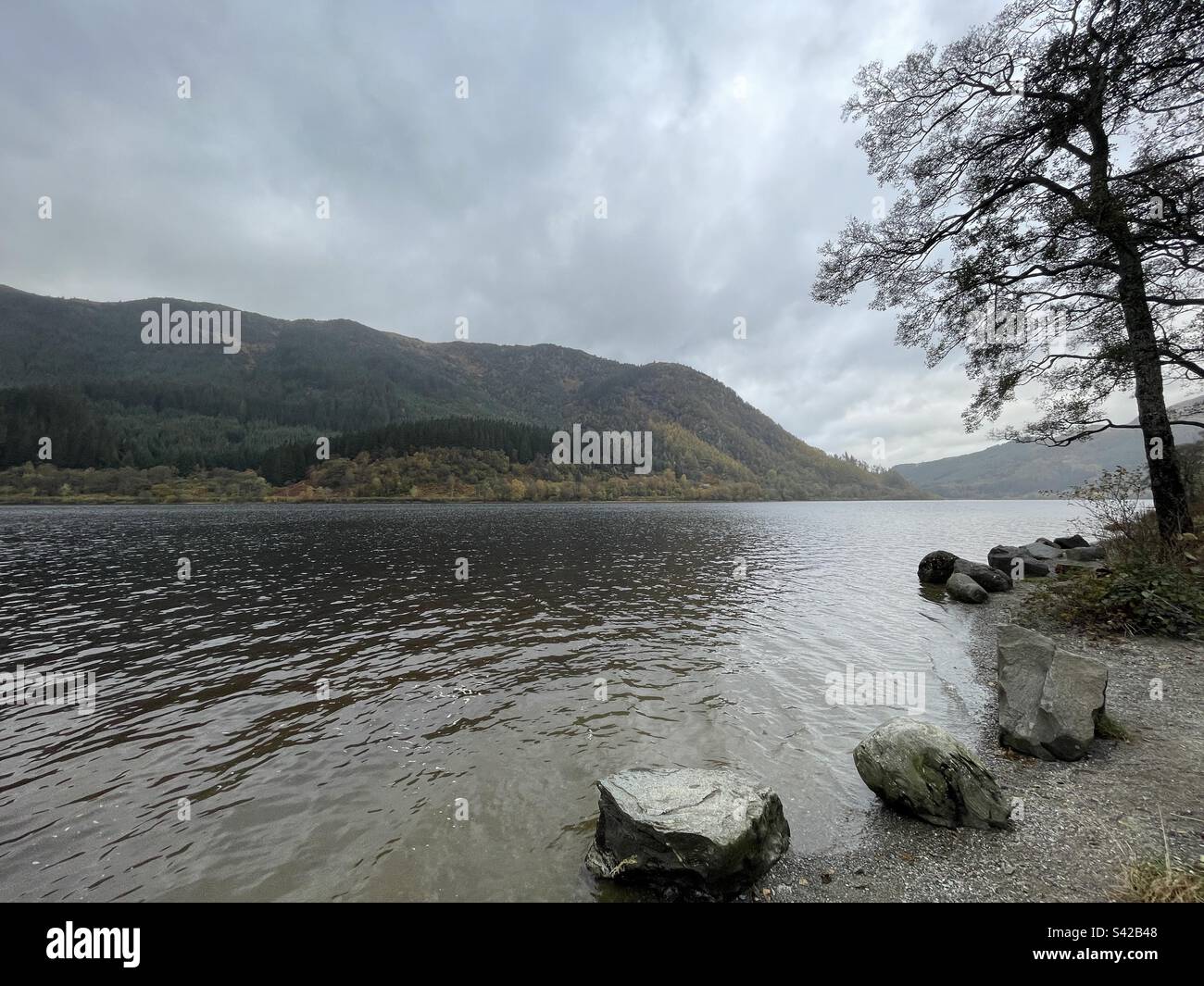 Scottish loch view hi-res stock photography and images - Alamy