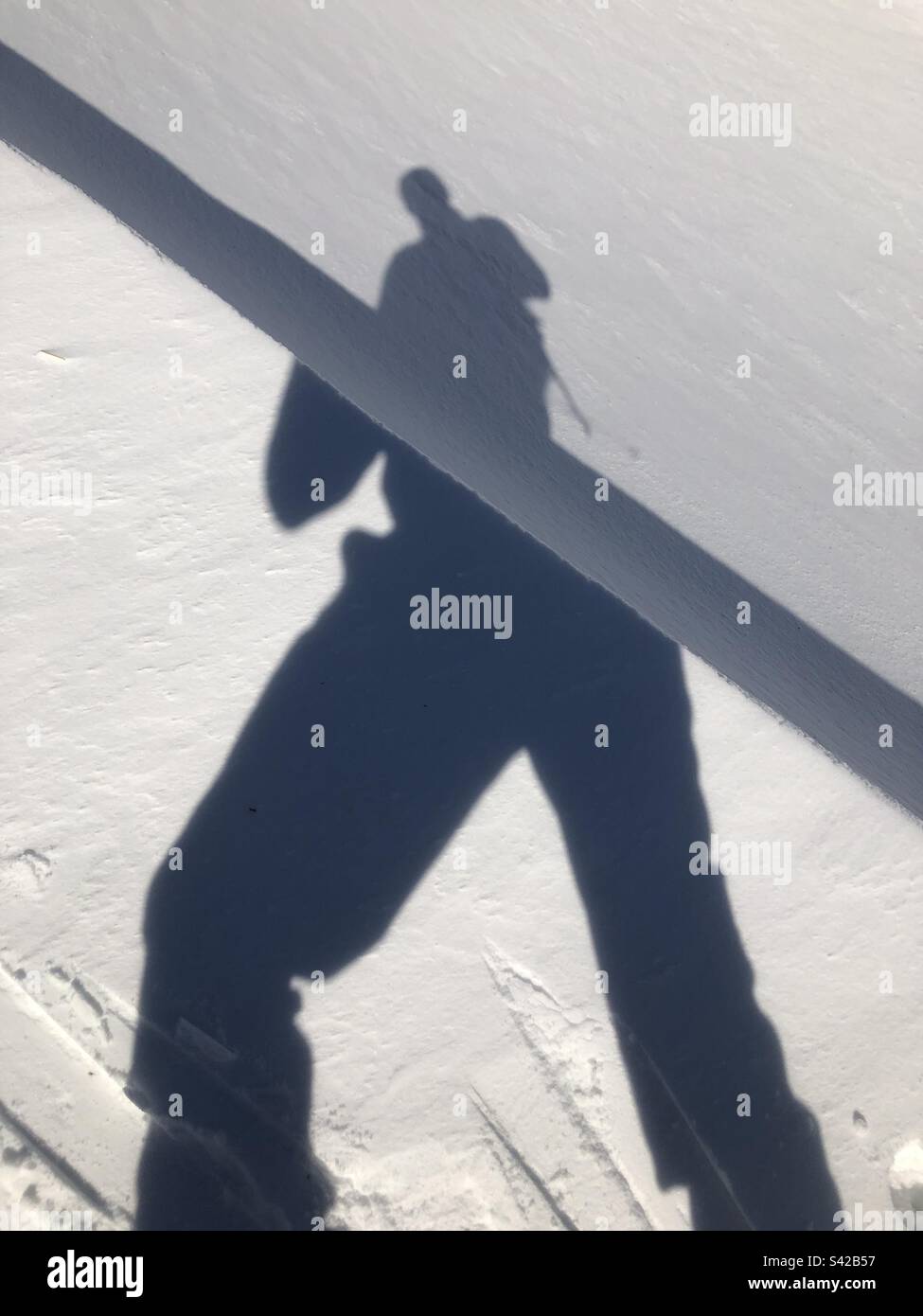 Shadow skier hi-res stock photography and images - Alamy