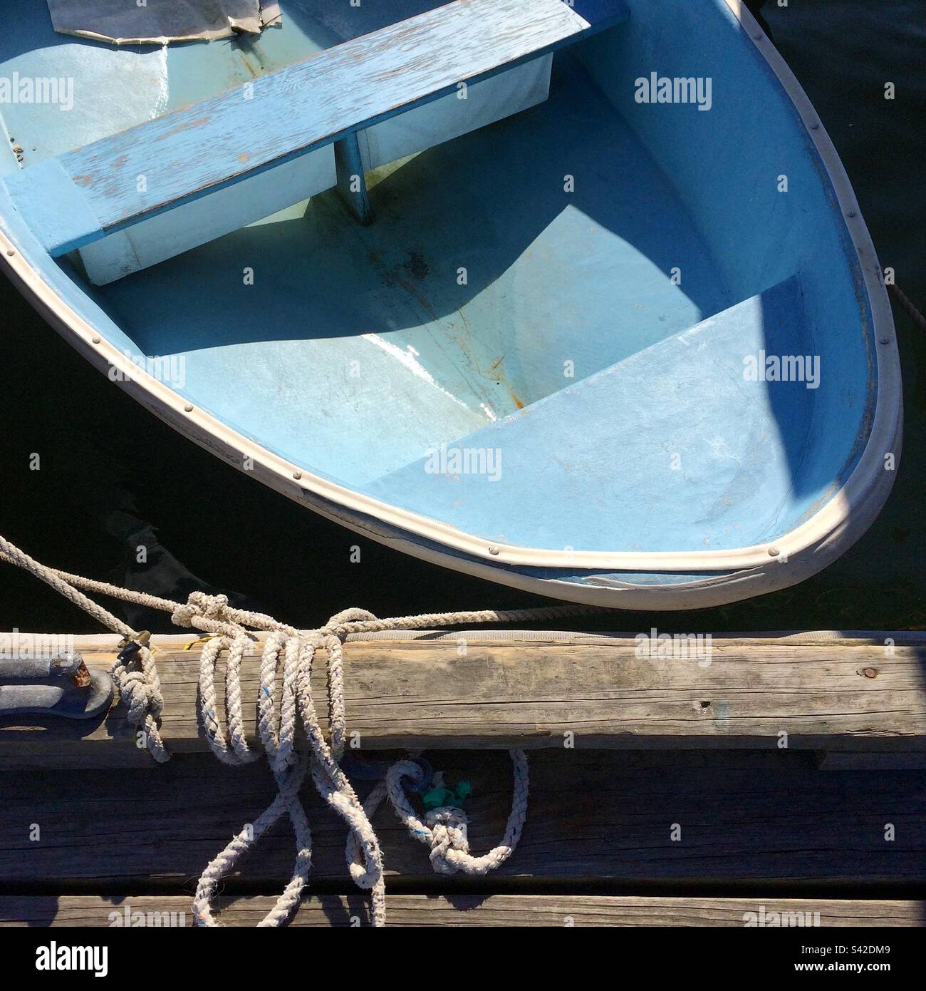 Empty rowboat hi-res stock photography and images - Alamy