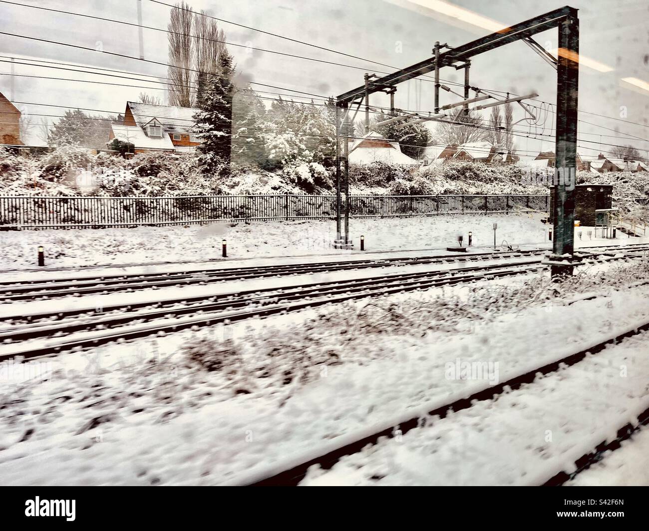 Railway in snow hi-res stock photography and images - Alamy