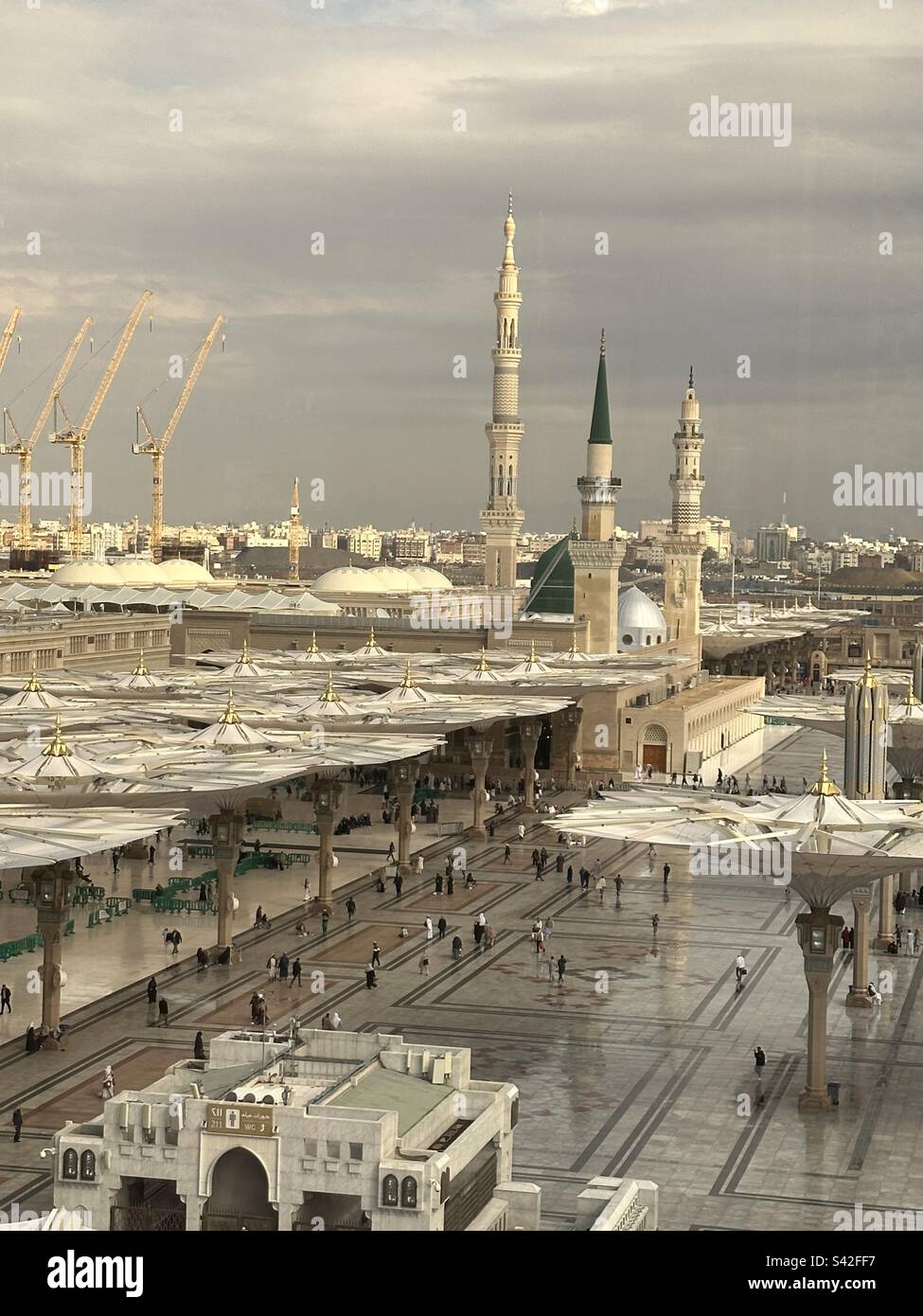 The prophets mosque hi-res stock photography and images - Alamy