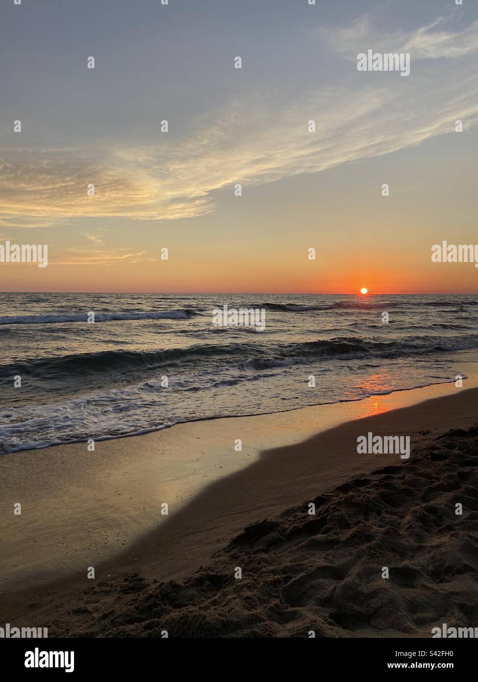 Come tramonti hi-res stock photography and images - Alamy