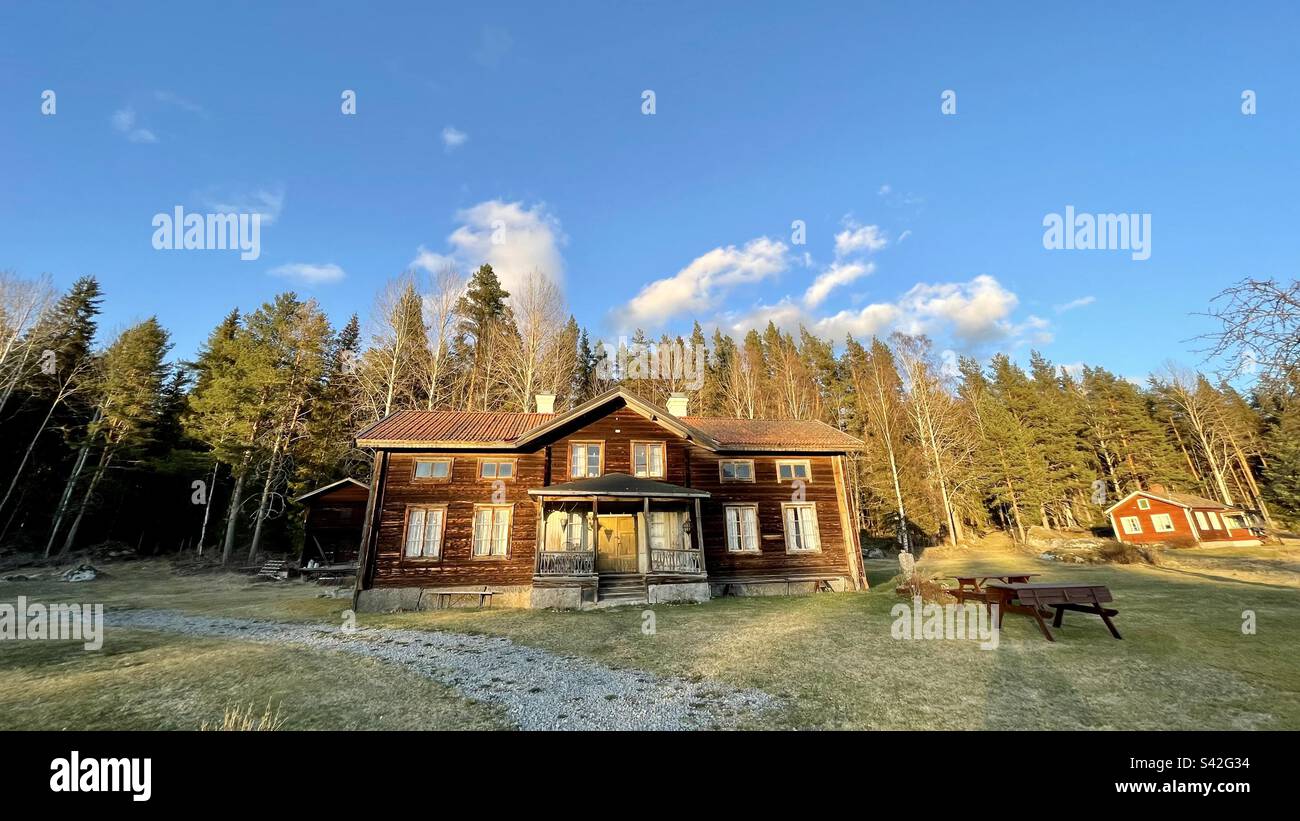 Swedish tree house hi-res stock photography and images - Alamy