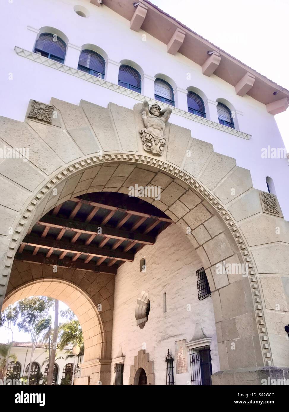 Arched cover path through Santa Barbara courthouse Stock Photo - Alamy