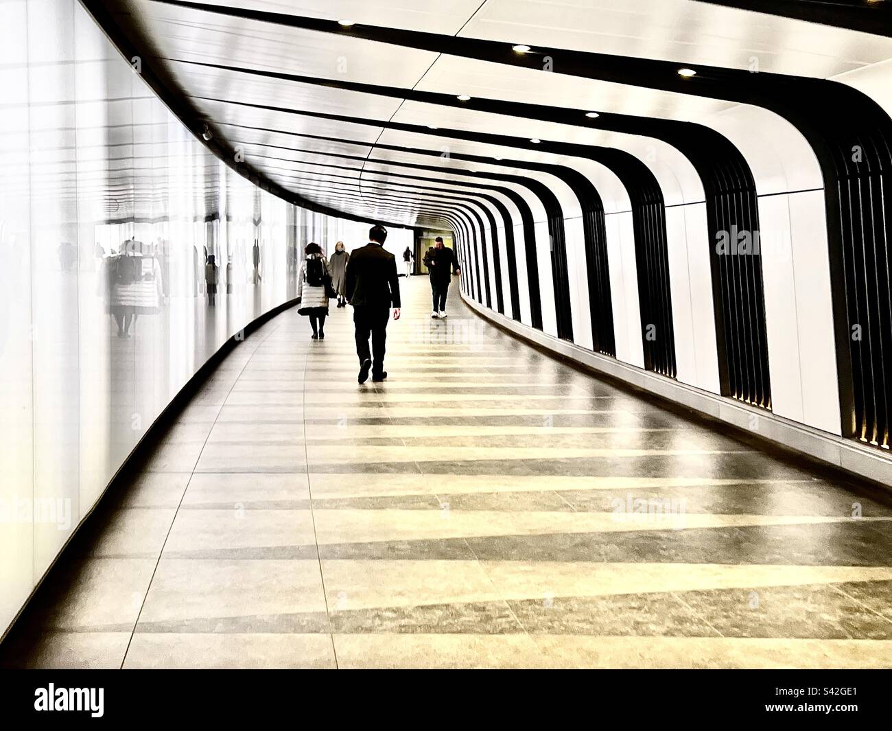 Kings cross tunnels hi-res stock photography and images - Alamy