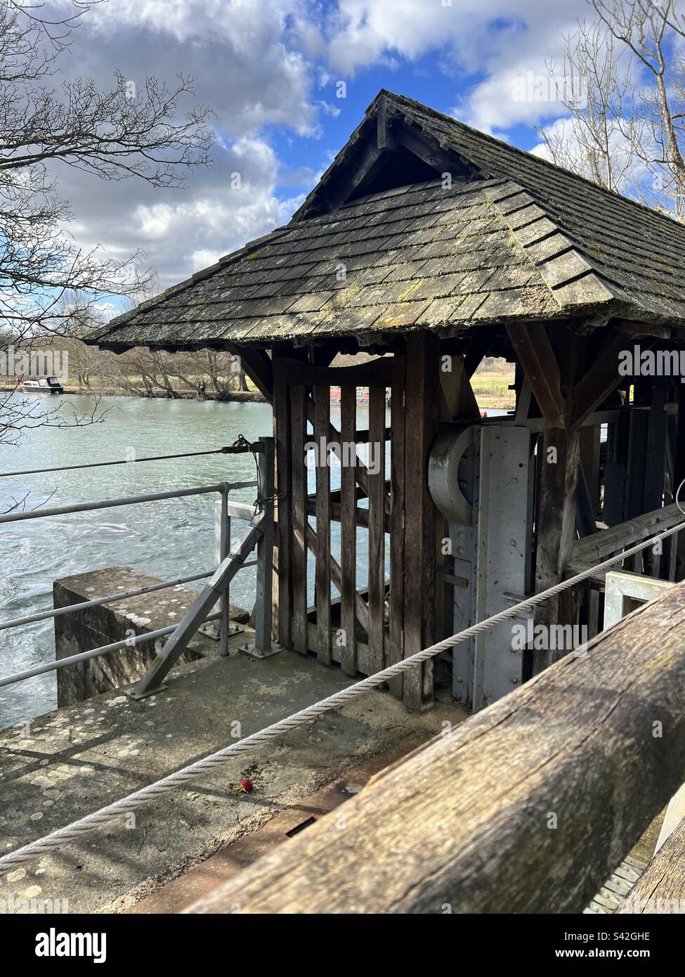 Iffley lock Oxford River ISIS Stock Photo - Alamy