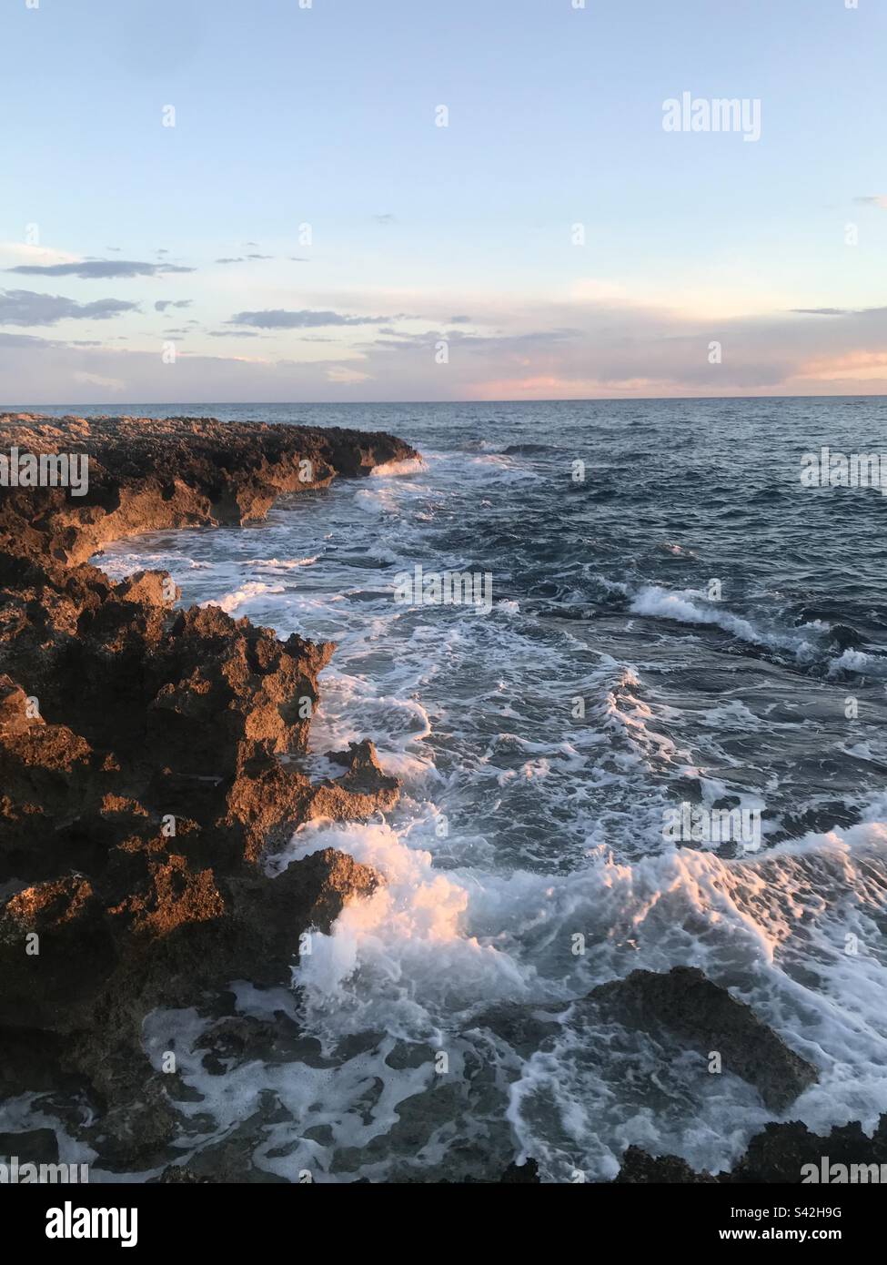 Puglia coast hi-res stock photography and images - Alamy