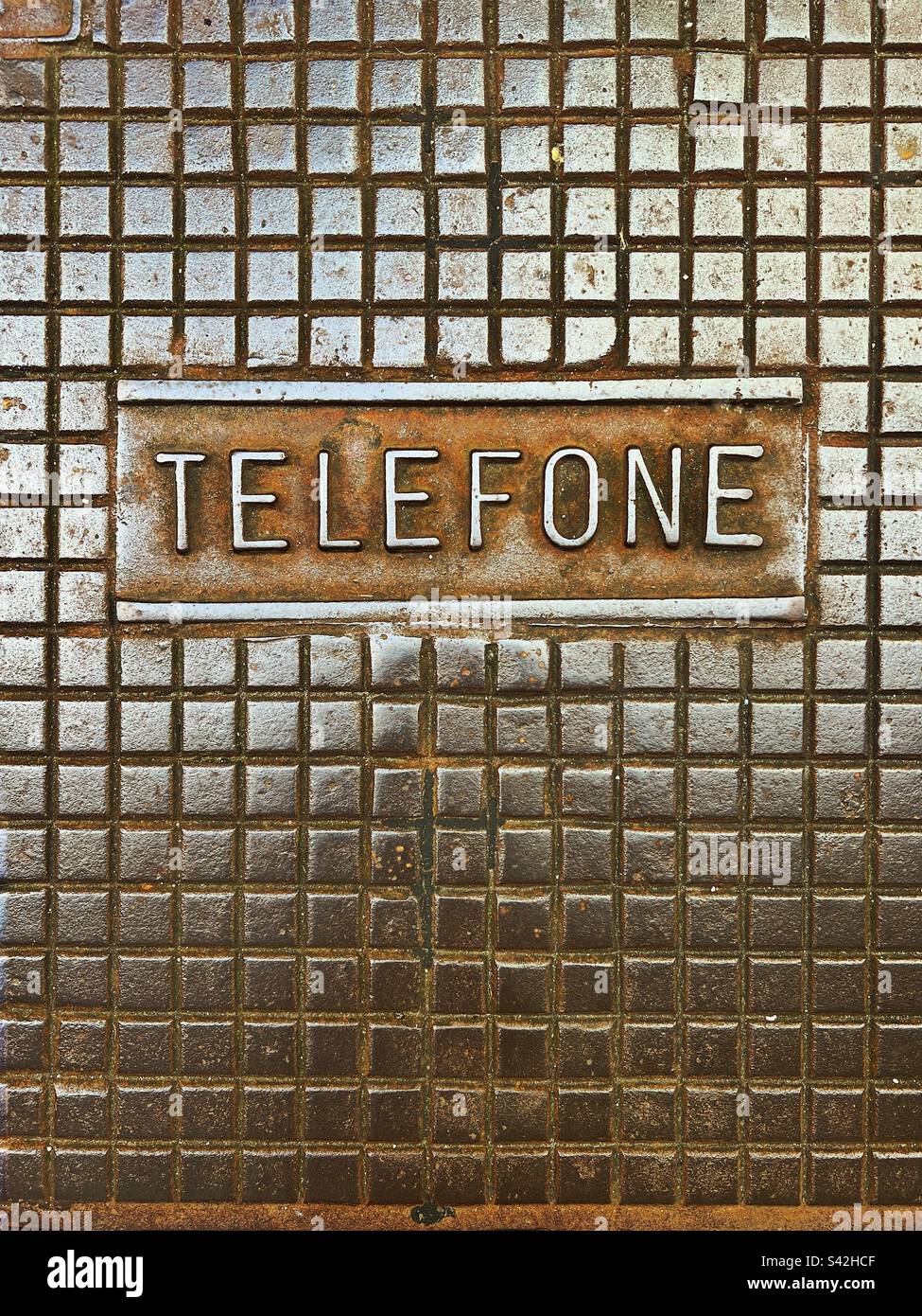 Telephone manhole cover hi-res stock photography and images - Alamy