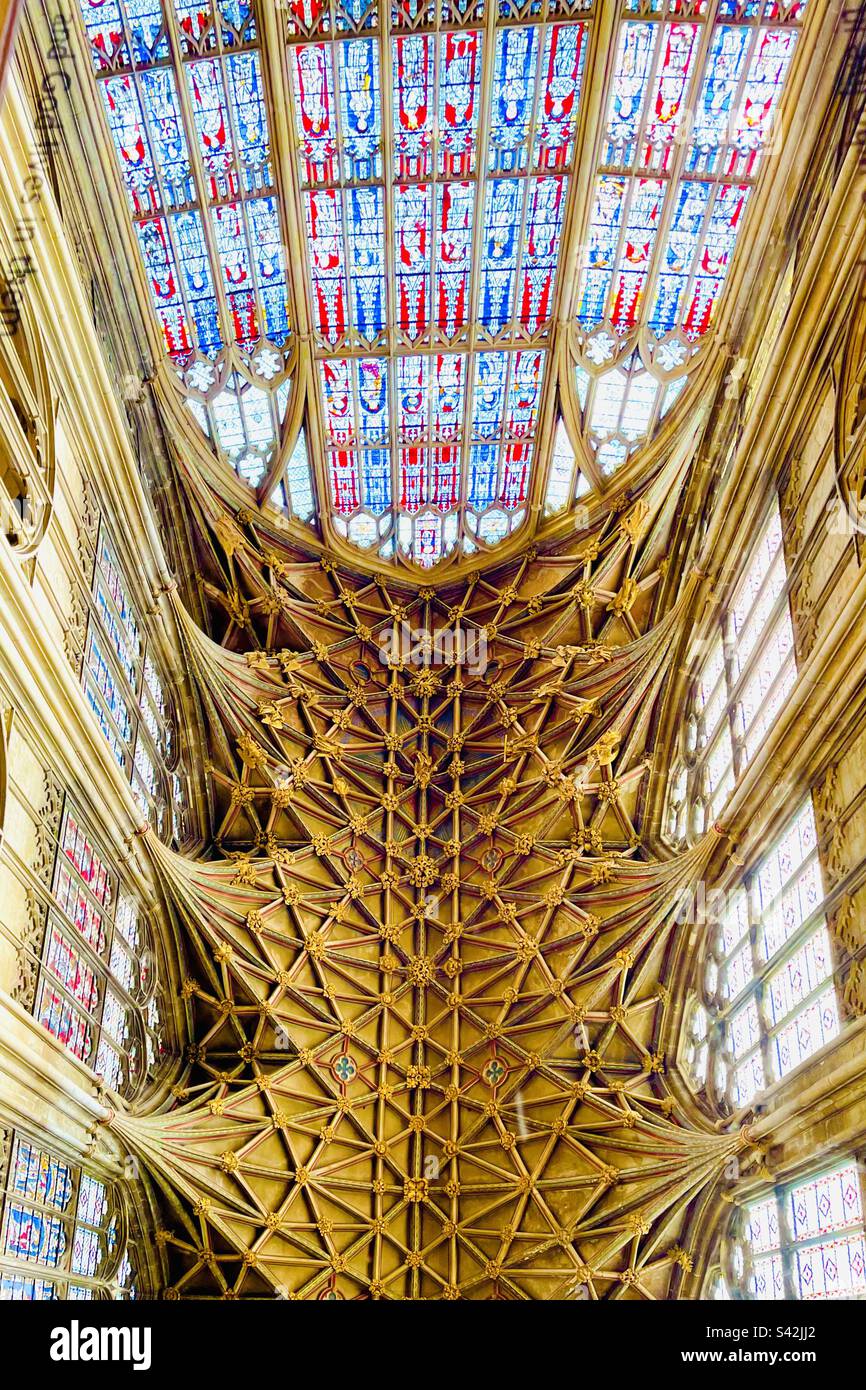 Ceiling gloucester cathedral hi-res stock photography and images - Alamy