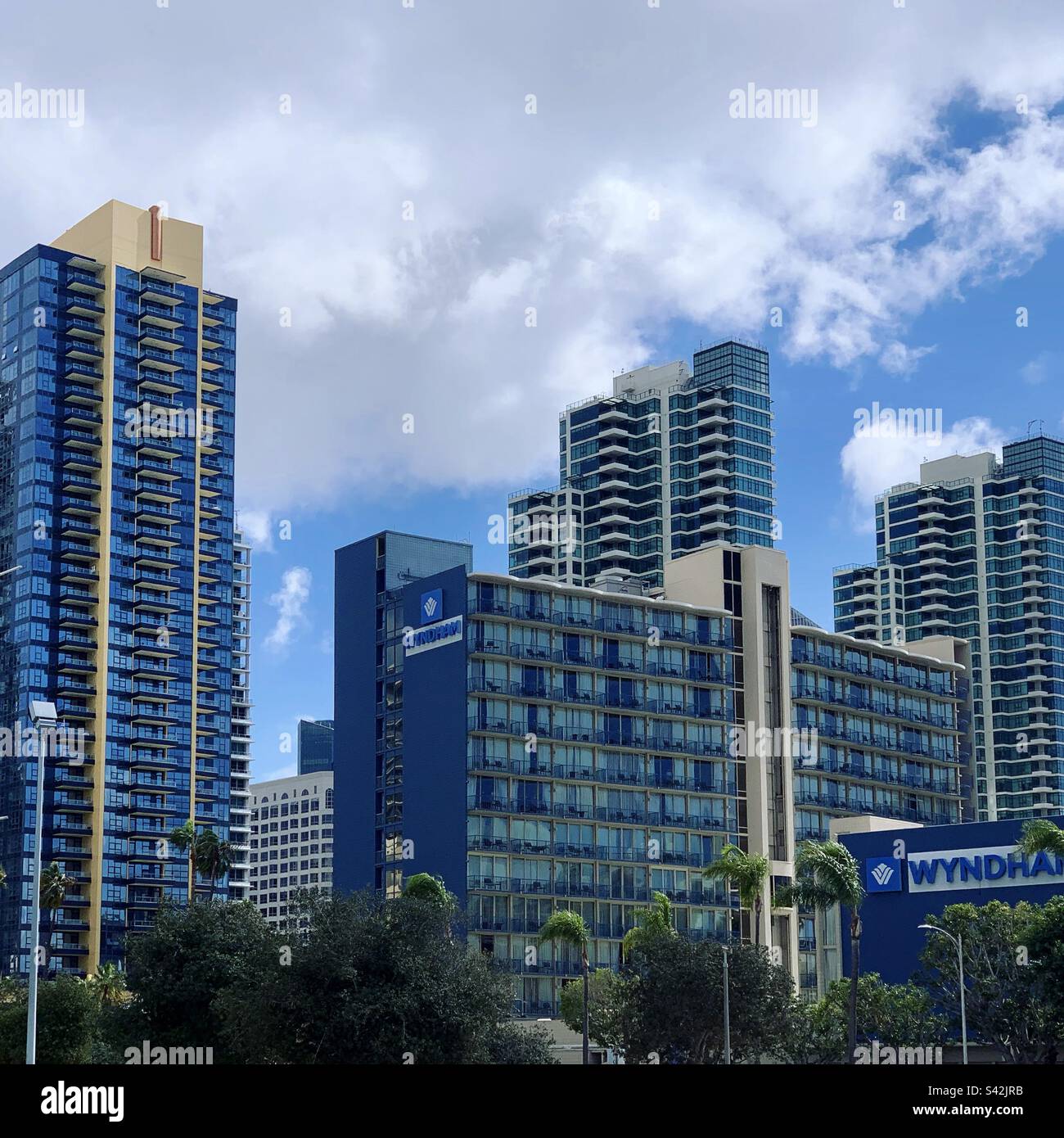 North harbor drive hi-res stock photography and images - Alamy